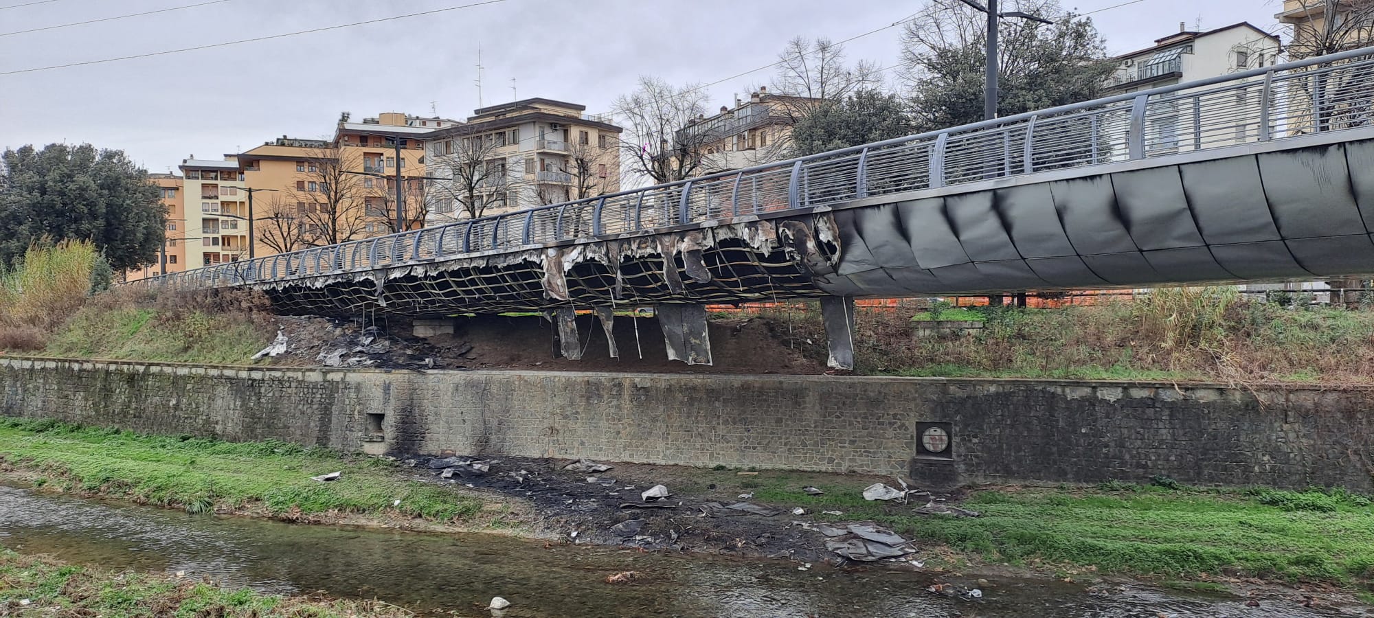 Rogo al viadotto della tramvia a San Donato: mezzo milione di euro la stima choc dei soli danni ...